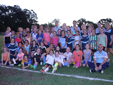 Sutherland Shire promoting girls football for new season - Football NSW